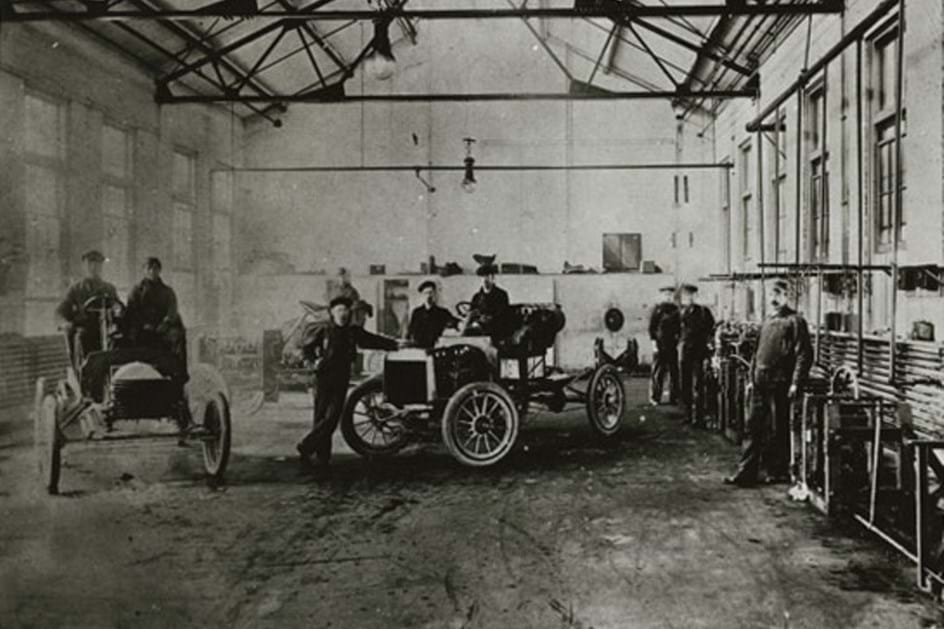 16 de Junho de 1903: Nasceu a Ford Motor Co. - Efemérides - Aquela Máquina