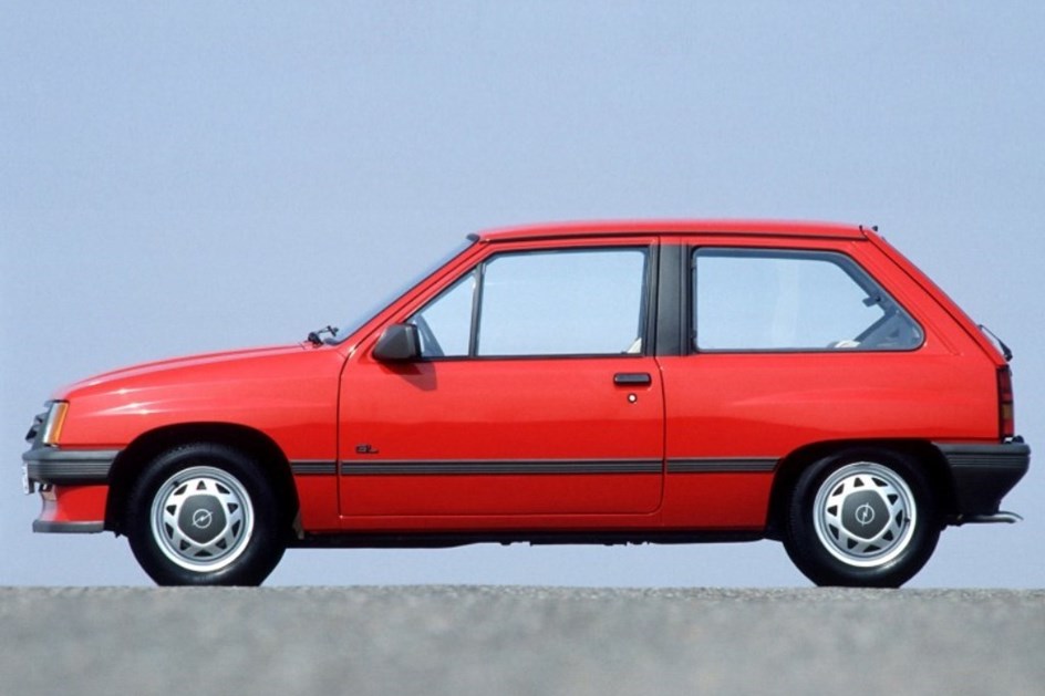 28 de Setembro de 1982: O primeiro Opel Corsa - Efemérides - Aquela Máquina