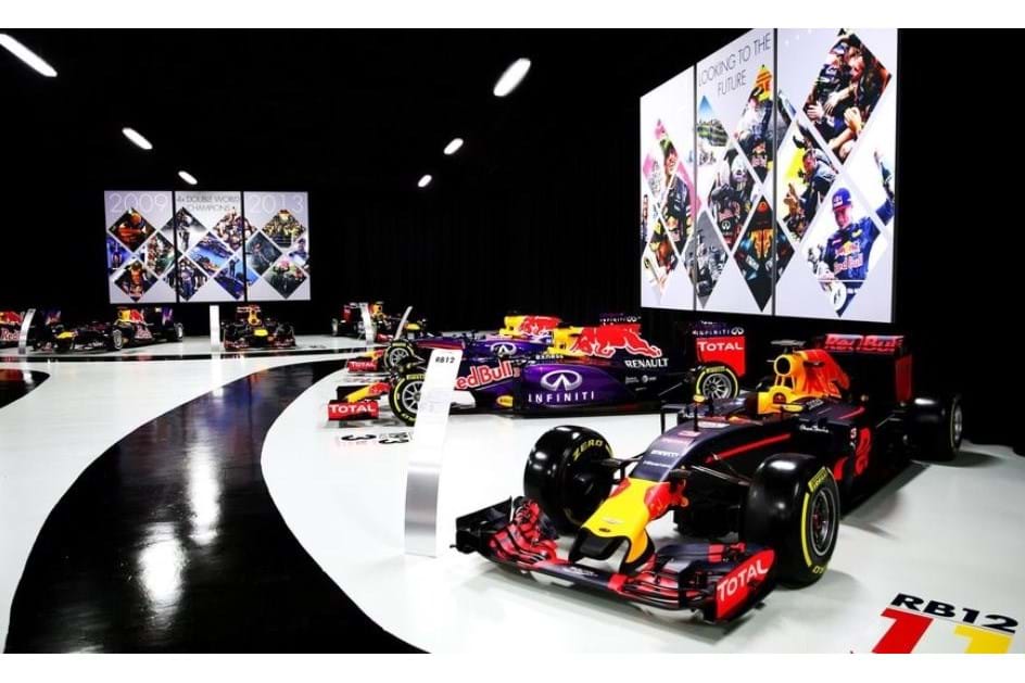 Visita à fábrica da Red Bull em Milton Keynes - Actualidade - Aquela ...