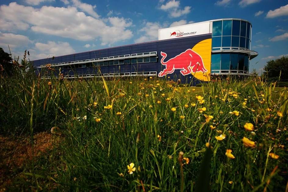 Visita à fábrica da Red Bull em Milton Keynes - Actualidade - Aquela ...