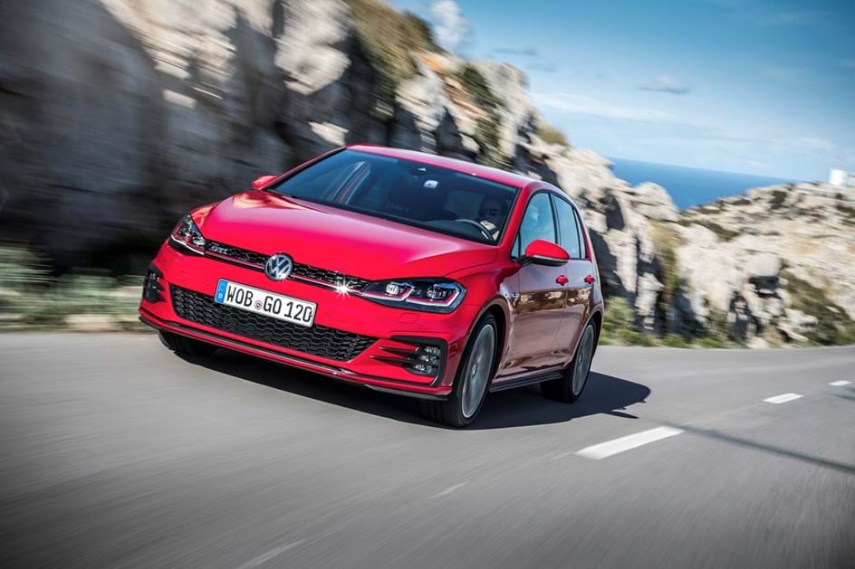Novo VW Golf chega em Março e já tem preços - Novos Modelos - Aquela ...