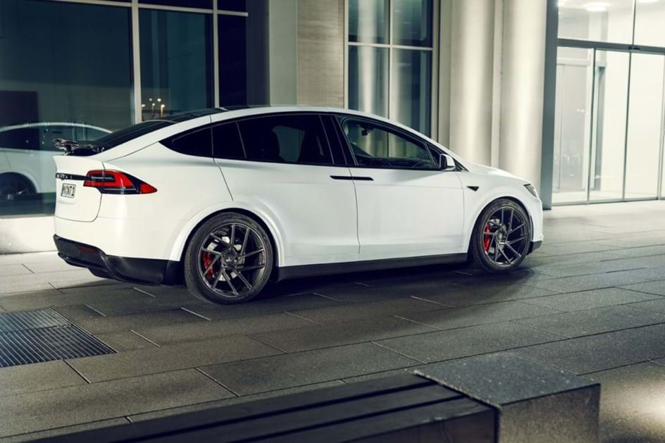 O tuning já chegou ao Tesla Model X - Actualidade - Aquela Máquina