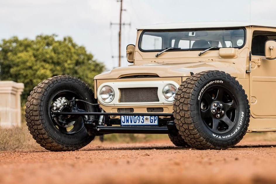 Este Toyota FJ45 Land Cruiser é diferente de tudo o que já viu ...