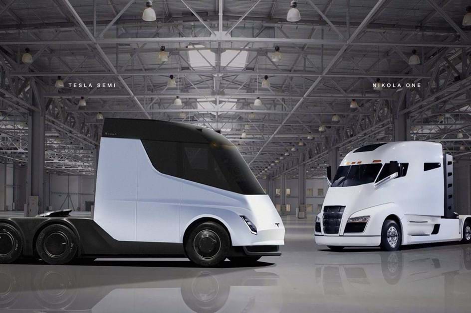 Já há novas fotos do camião da Tesla - Tome Nota - Aquela Máquina