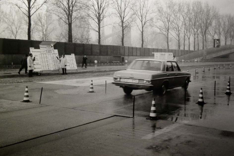 Primeiro carro com ABS apareceu há 40 anos! Veja os primeiros testes ...