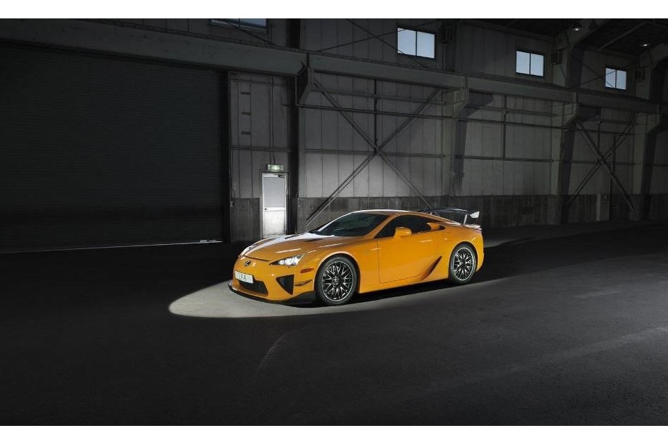 Lexus LFA virou “art car” pela mão de artista português - Actualidade ...
