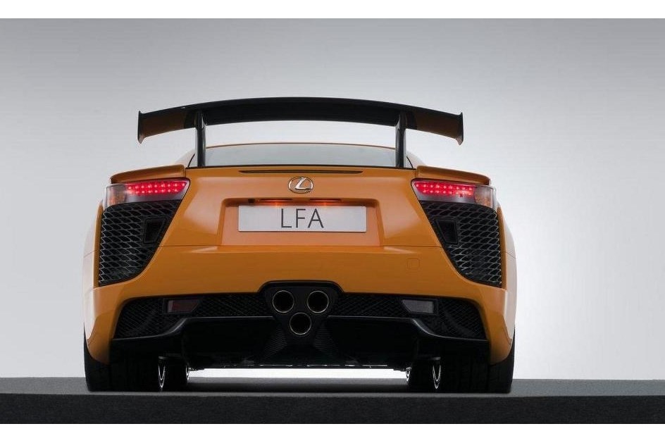 Lexus LFA virou “art car” pela mão de artista português - Actualidade ...