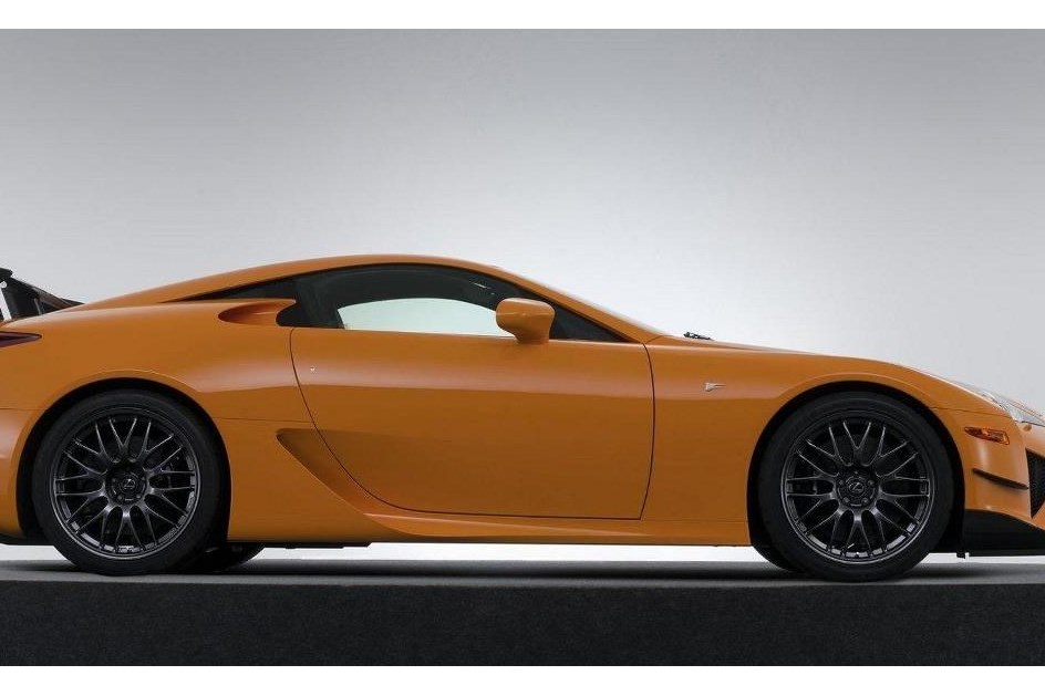 Lexus LFA virou “art car” pela mão de artista português - Actualidade ...
