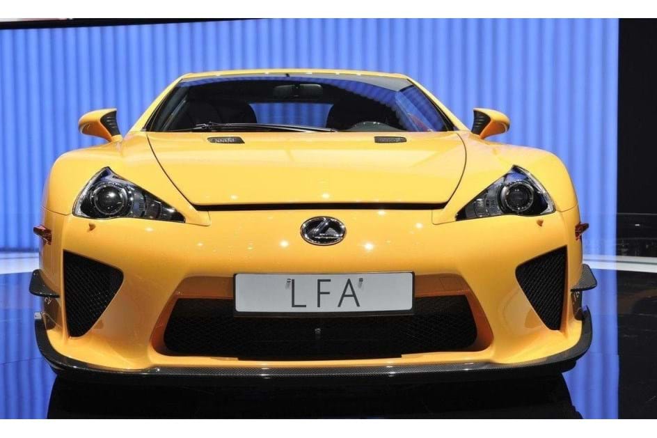 Lexus LFA virou “art car” pela mão de artista português - Actualidade ...