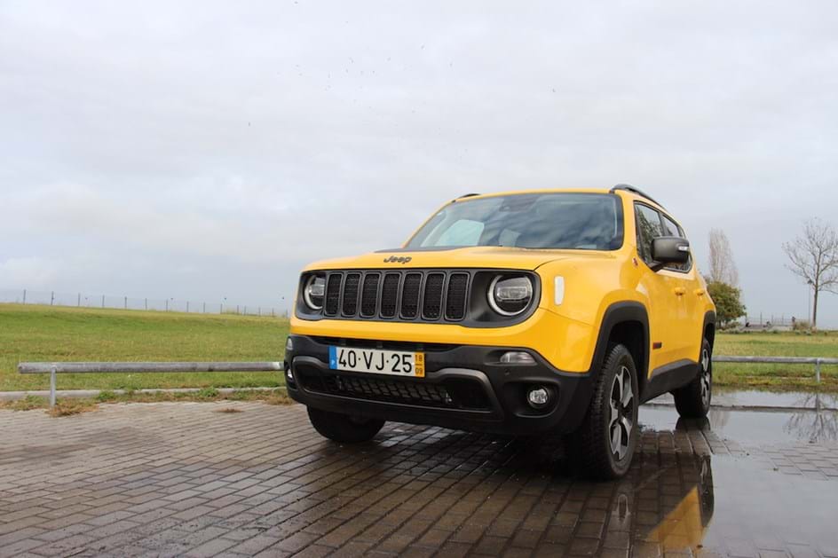 Guiámos o renovado Jeep Renegade Trailhawk de 170 cv - Ensaio - Aquela ...