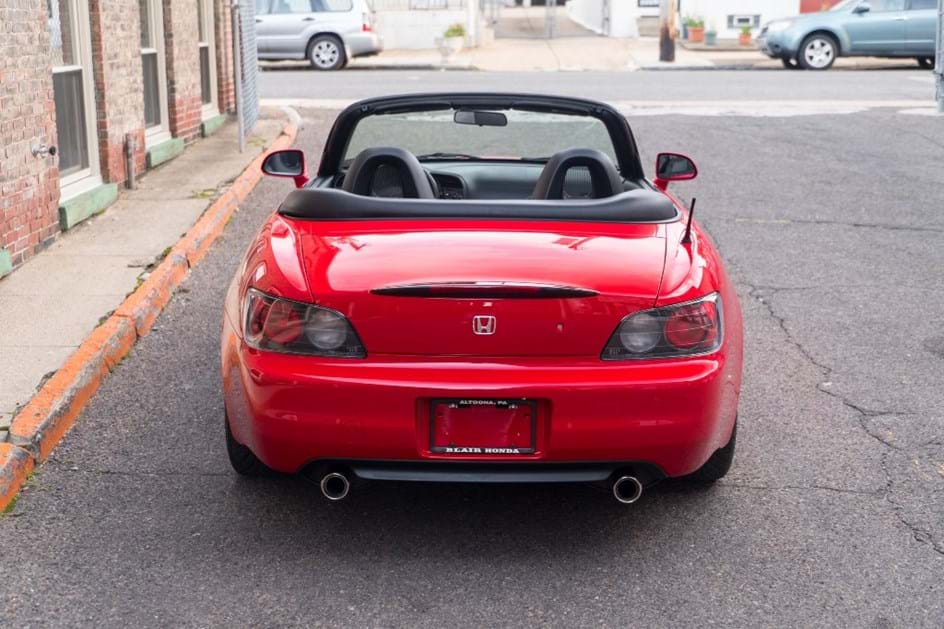 Este Honda S2000 com 18 anos foi vendido por 42.590 euros - Actualidade ...