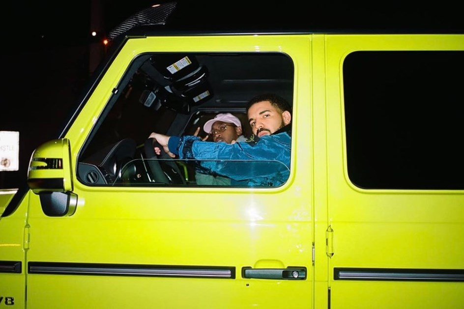 Drake tem Ferrari LaFerrari voador nos seus concertos - Actualidade ...
