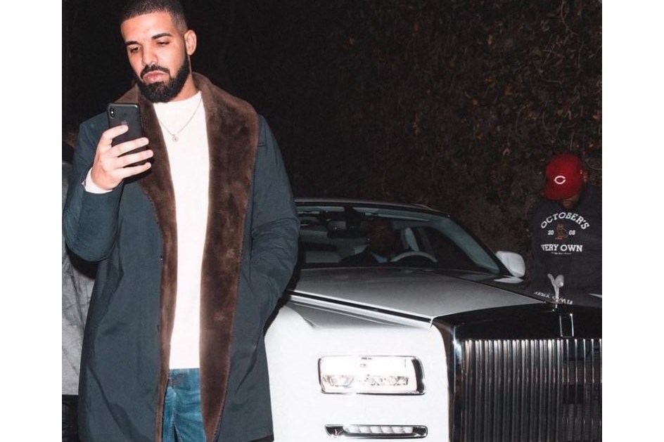 Drake tem Ferrari LaFerrari voador nos seus concertos - Actualidade ...