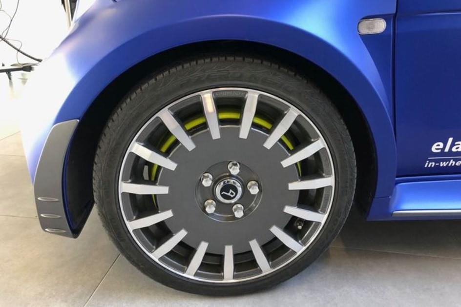 Smart Bertone: Akka criou ‘pulga’ eléctrica com 280 cv - Actualidade ...