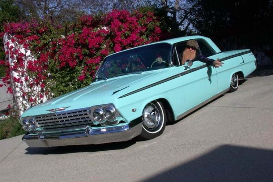 Excentricidade dos ‘rockers’ transfigurada em carros de sonho ...