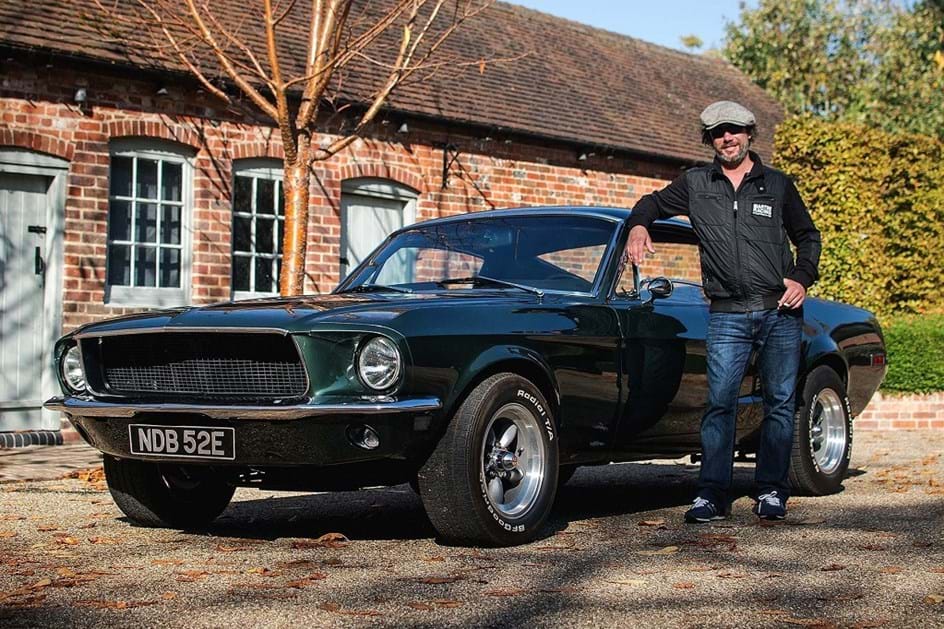 Excentricidade dos ‘rockers’ transfigurada em carros de sonho ...