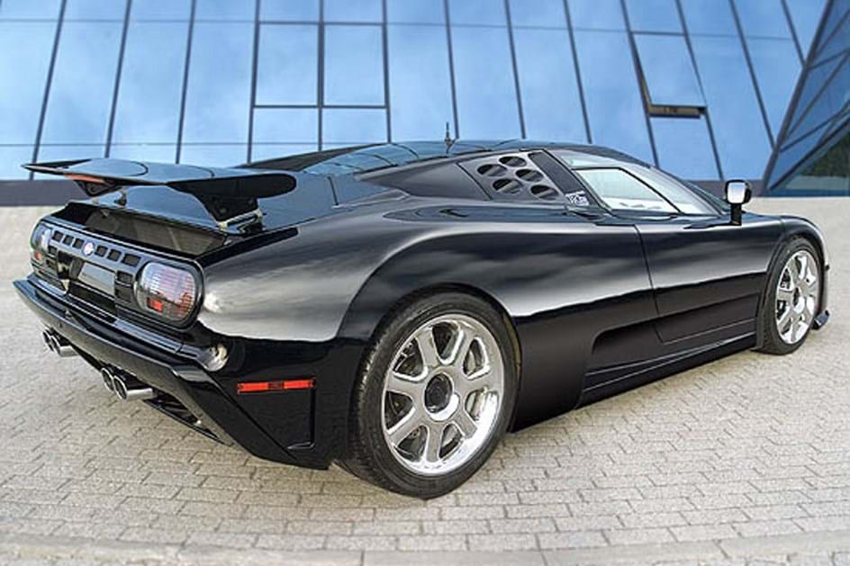 Bugatti EB100 SS 100% em fibra de carbono - Tome Nota - Aquela Máquina