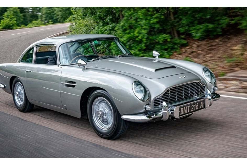James Bond: Aston Martin tem quatro bólides em novo filme de 007 - Tome Nota - Aquela Máquina
