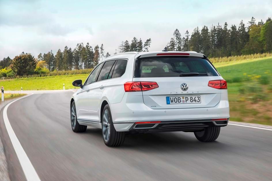 VW Passat Variant GTE: prática e eficaz - Novos Modelos - Aquela Máquina