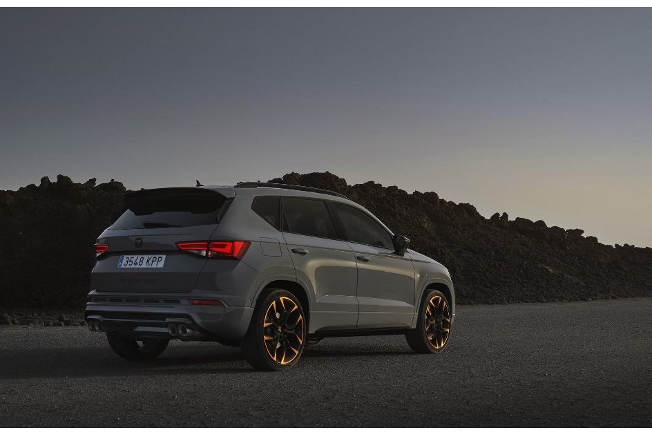 Ateca Limited Edition é um CUPRA muito especial com escape Akrapovic ...