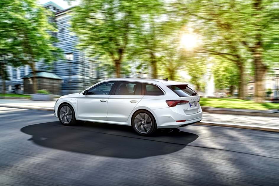 Skoda Octavia mais emotivo e mais espaçoso - Novos Modelos - Aquela Máquina