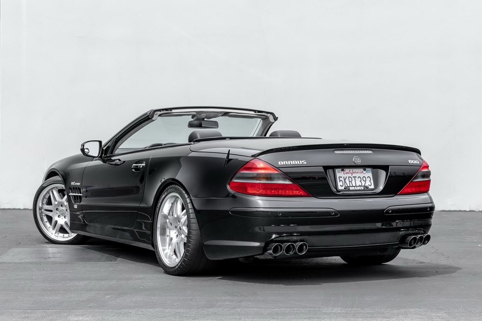 Mercedes SL600 transformado pela Brabus e pela Lorinser tem V12 com 590 ...