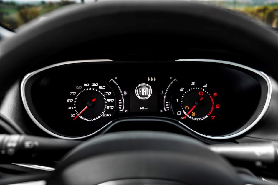 Testámos o FIAT Tipo 1.3 Multijet Sport: há mais para além do preço ...