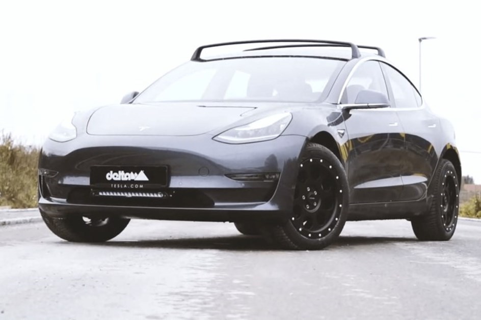 Tesla Model 3 virou SUV capaz de andar por “maus caminhos ...