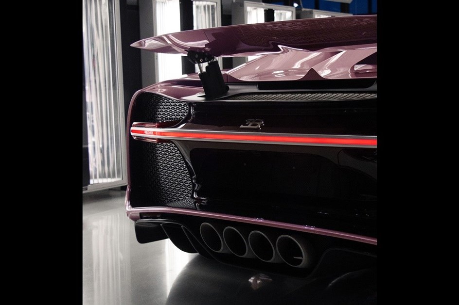 Dia dos Namorados: Ofereça um Bugatti cor-de-rosa! - Super Carros ...