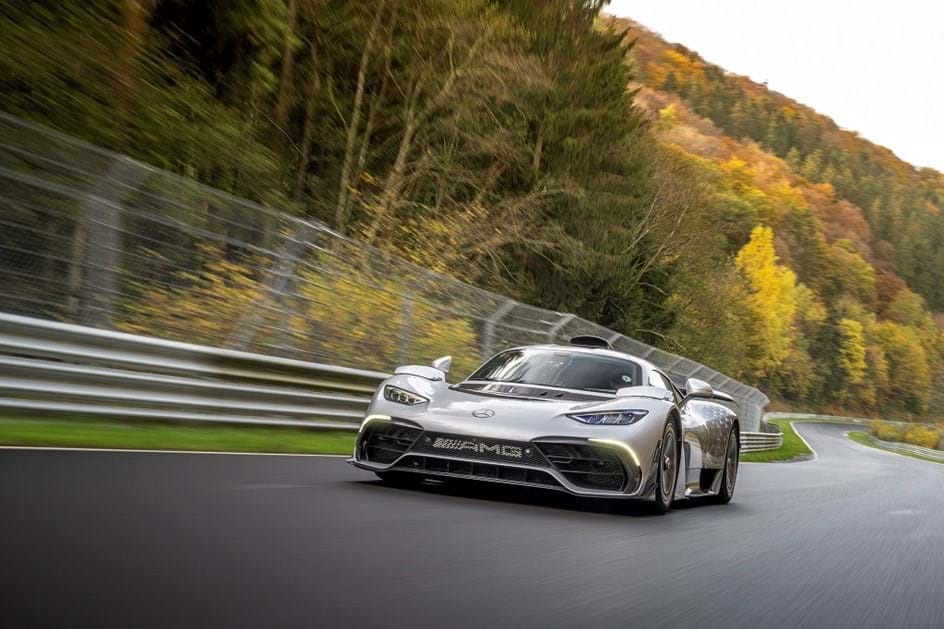 Nürburgring: Mercedes-AMG One arrasa recorde do Porsche 911 - Super ...