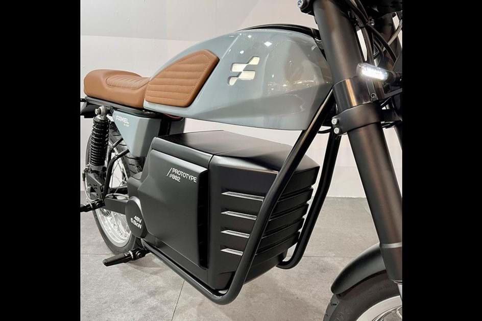 Saudades da Famel XF? Agora é eléctrica e já está à venda - Novos ...