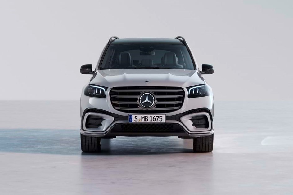 Mercedes GLS renovado ganha 'mild hybrid' e mantém V8 biturbo - Novos ...