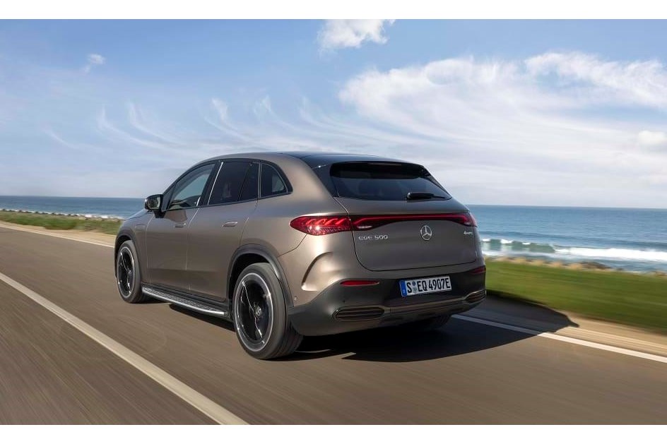 Luxuoso, tecnológico e polivalente: já guiámos o Mercedes EQE SUV - Ensaio - Aquela Máquina