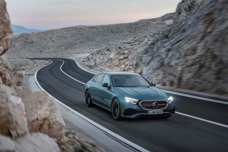 Mercedes Classe E: entre a tradição a combustão e a electromobilidade ...