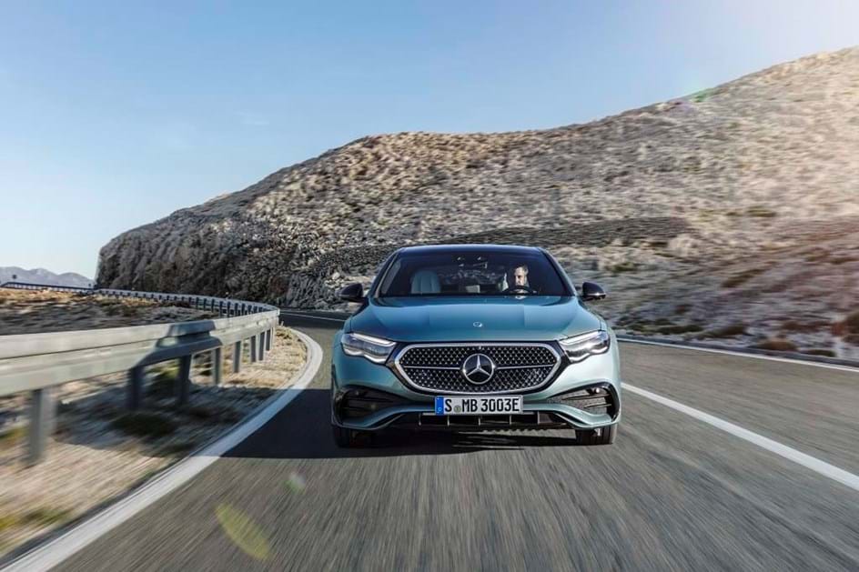 Mercedes Classe E: entre a tradição a combustão e a electromobilidade ...