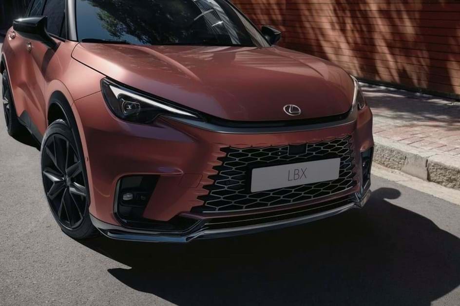 Lexus LBX: 'crossover' híbrido com muito estilo para a Europa - Novos ...