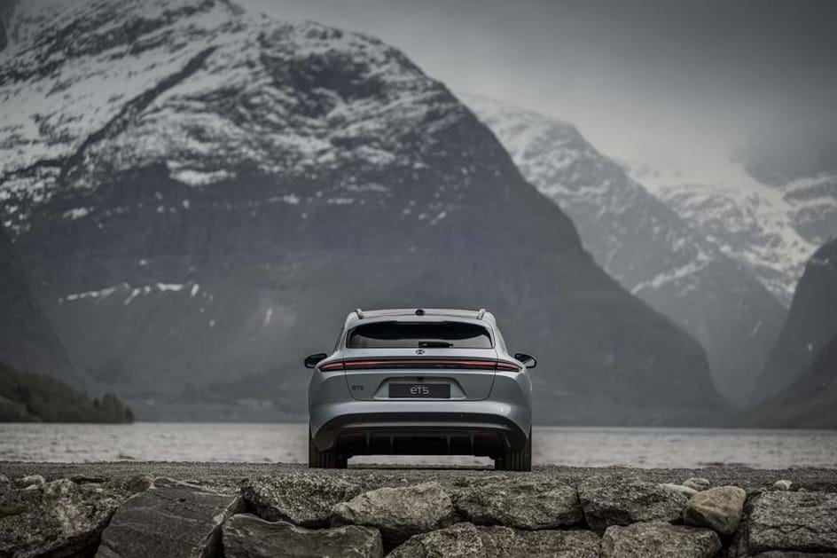 À procura de um familiar dinâmico? Nio ET5 Touring faz frente aos SUV eléctricos - Novos Modelos ...