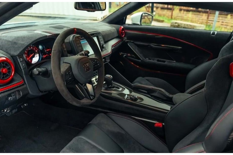 Nissan GT-R50: este 'Godzilla' muito especial pode ultrapassar o milhão ...