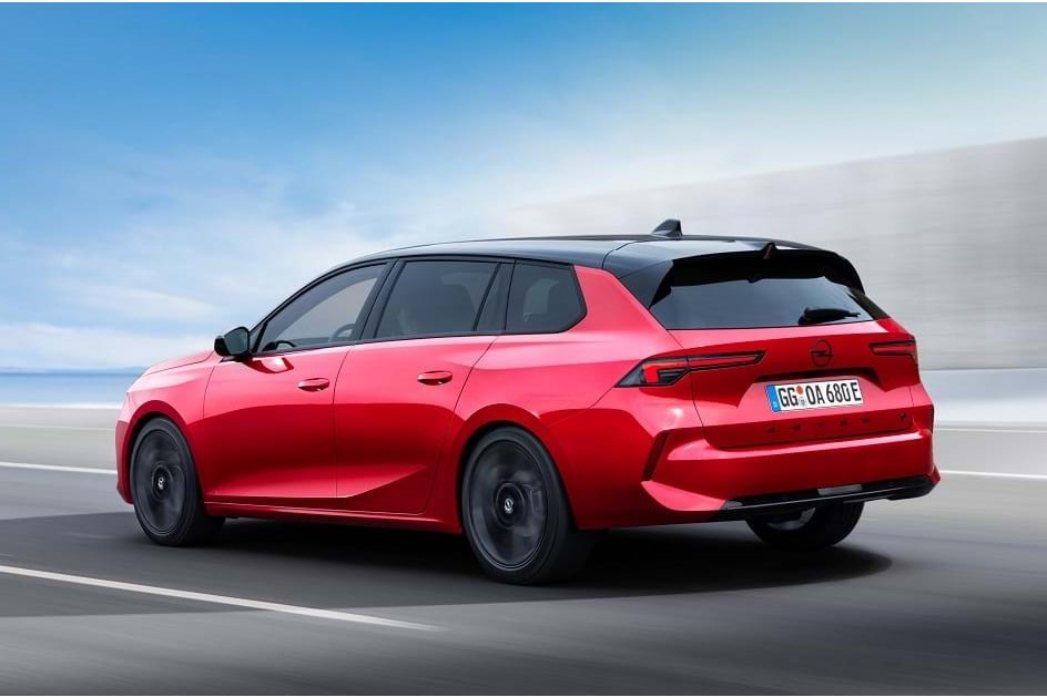 Versátil e dinâmica: Opel Astra ST Electric já tem preços - Novos ...