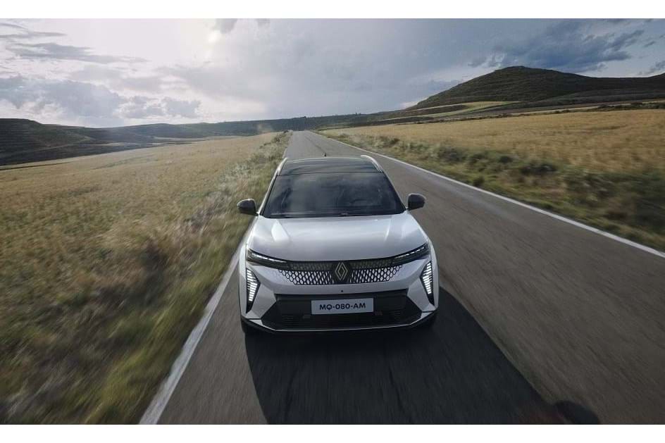 Chega na Primavera: Renault Scénic E-Tech Electric já tem preços ...
