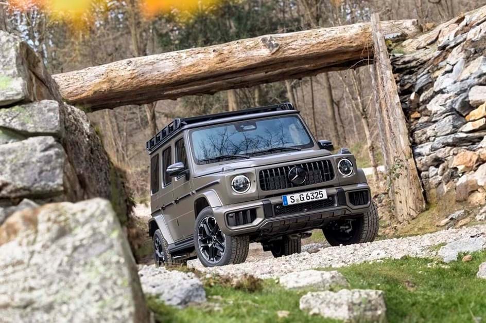 Mercedes-Benz Classe G passa a 'mild hybrid' à espera do ''eléctrico ...