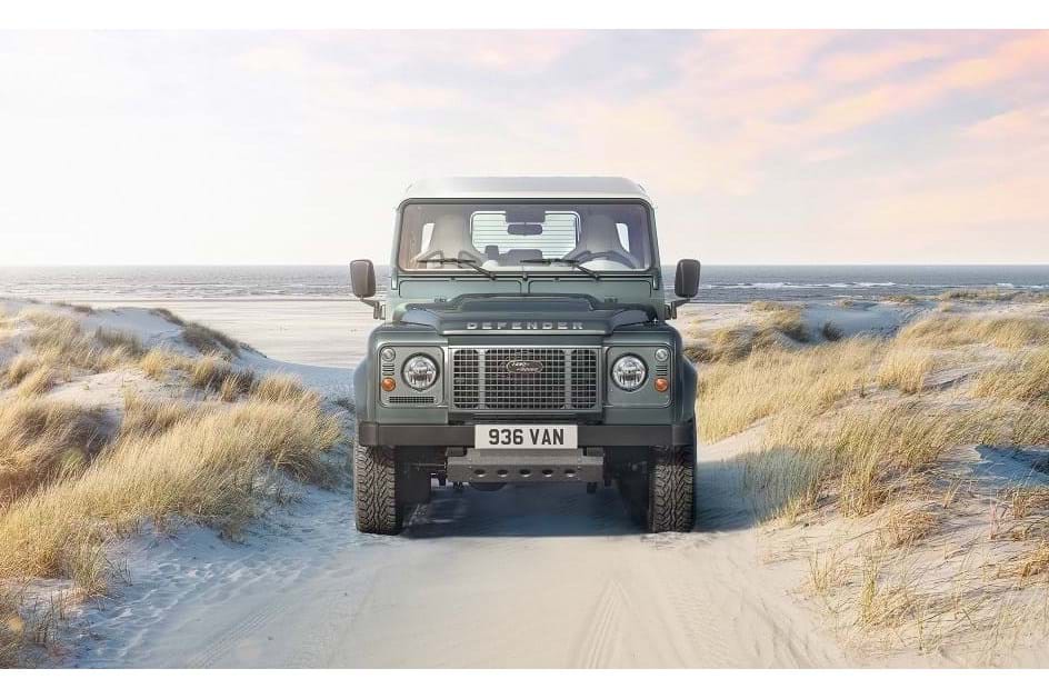 Classic Defender V8 está de volta… por um preço estonteante! - Novos ...