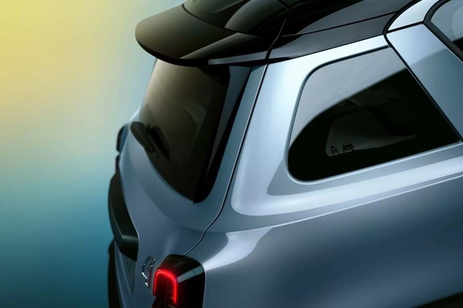 Renault em modo retrofuturista com R4 E-Tech Electric… e já há imagens ...