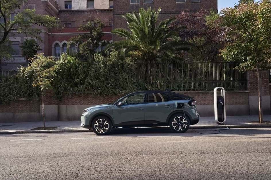 Citroën C4 e C4 X mudam de ''cara''; protótipo antecipa C5 Aircross ...