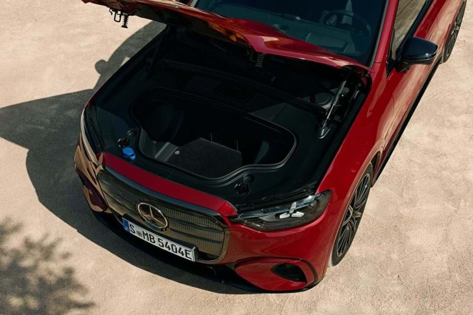 Mercedes-Benz GLC já é eléctrico sem perder as formas clássicas - Novos ...